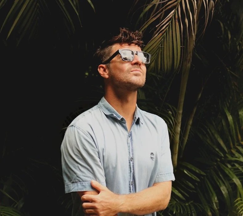 Jon Gazi Releases Lively And Flavorful New Single “STATIA” | The Whole ...